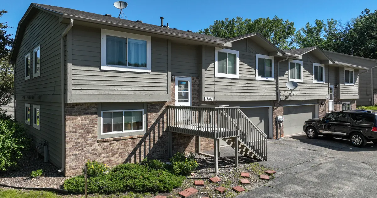 Models | Court Place Townhomes